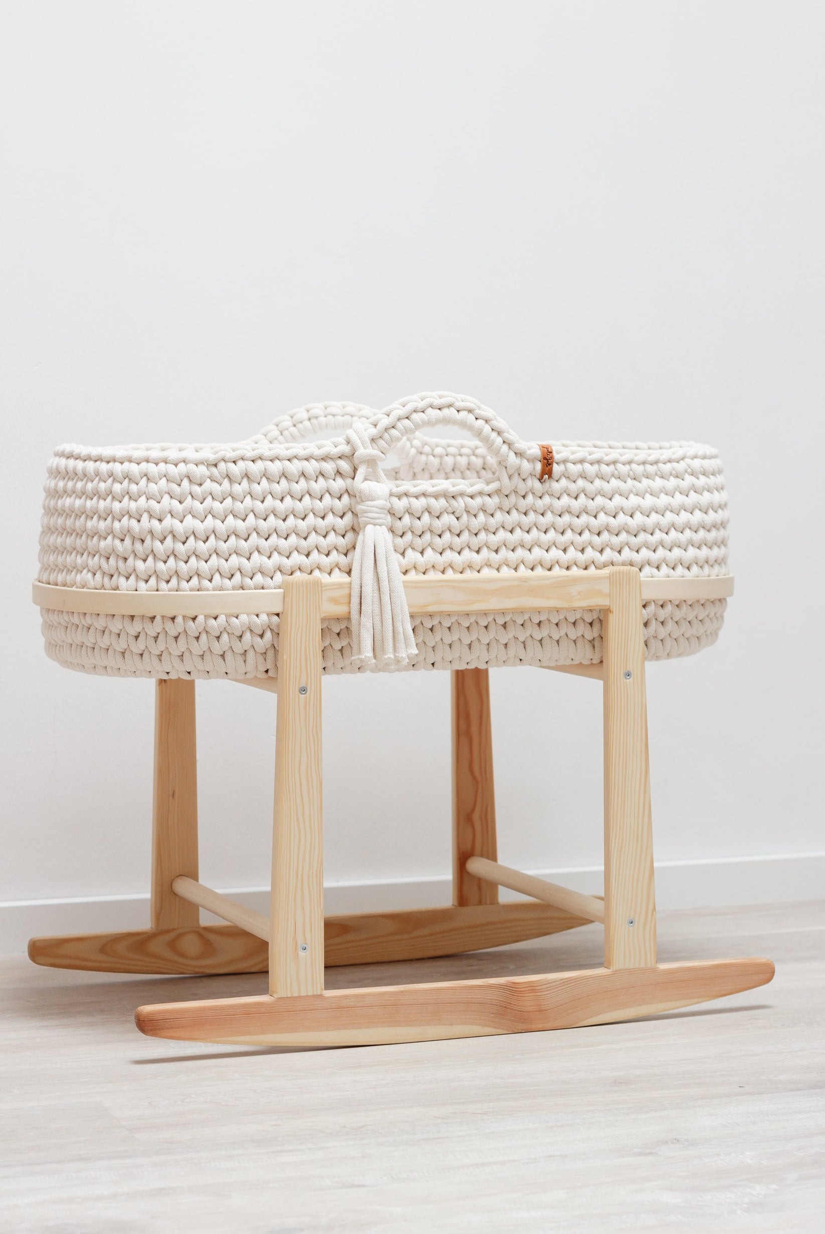 WOODEN ROCKING STAND WITH ARCS – Juli Joli Home