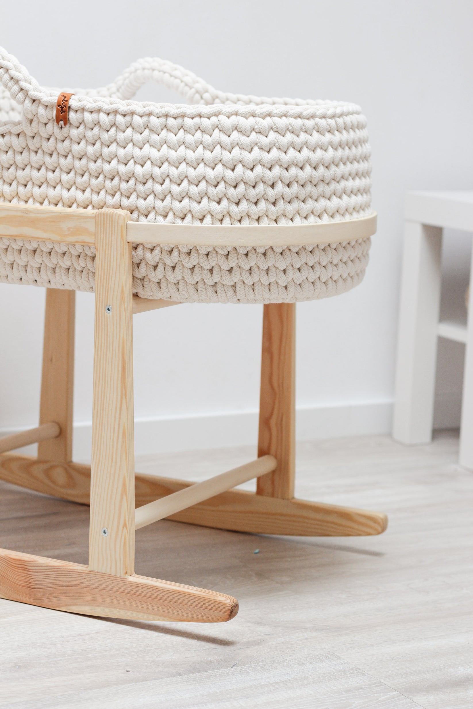 WOODEN ROCKING STAND WITH ARCS – Juli Joli Home